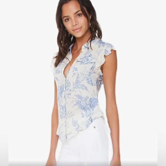 Chaser | Tops | Prettiest Chaser Flutter Sleeve Button Down Top Large ...